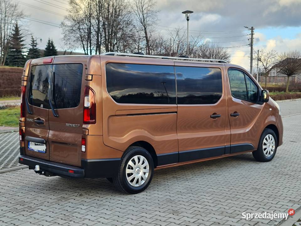 Renault Trafic 9-cio osobowy LONG z Polskiego Salonu Vivaro Daleszyce ...