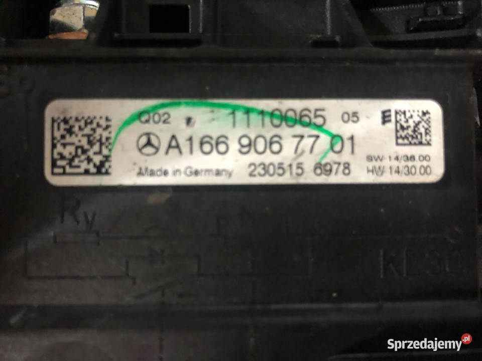 MERCEDES ML W166 SKRZYNKA BEZPIECZNIKÓW 1669067701 Murzynowo ...