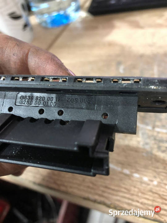 MERCEDES VITO VIANO STYK DRZWI 6398200011 Murzynowo - Sprzedajemy.pl