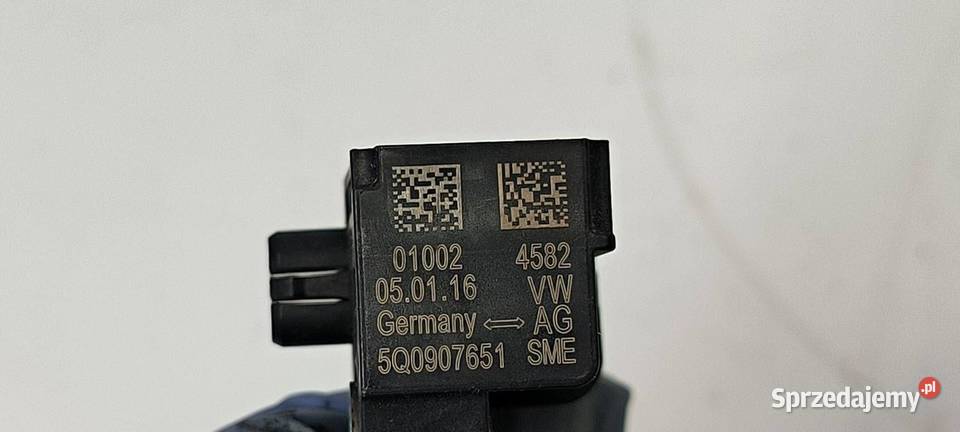 CZUJNIK VOLKSWAGEN PASSAT B8 R-LINE 5Q0907651 Lipno - Sprzedajemy.pl