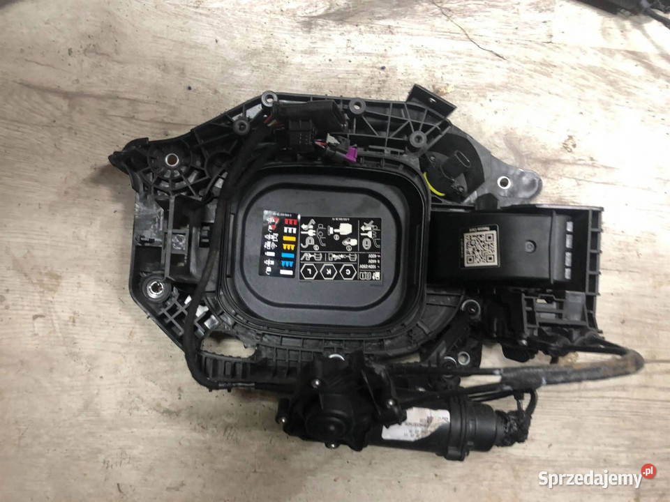 MERCEDES V295 OSŁONA GNIAZDA ŁADOWANIA 2956309500 Murzynowo ...