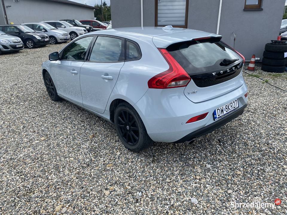 Volvo V40 Paniówki - Sprzedajemy.pl