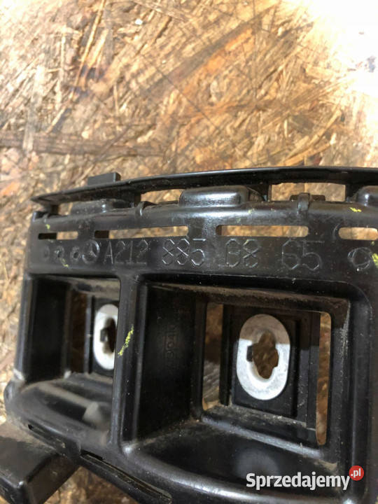 2128850865 MERCEDES W212 ŚLIZG ZDERZAKA PRAWY TYŁ Murzynowo ...