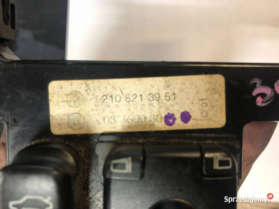 MERCEDES W210 PRZEŁĄCZNIKI SZYB 2108213951 Murzynowo - Sprzedajemy.pl
