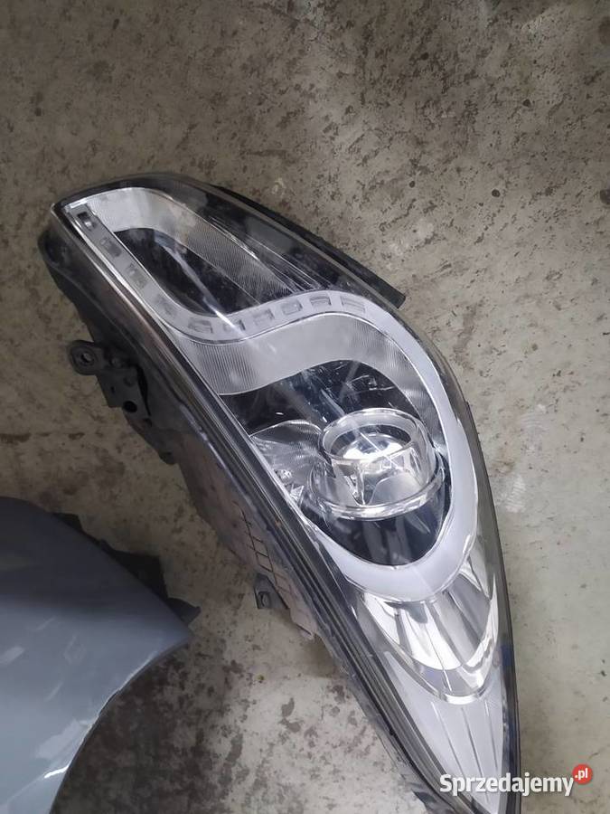 Reflektor prawy Hyundai i40 Ledy Rzeszów - Sprzedajemy.pl