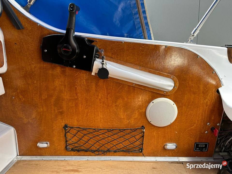 Łódź wędkarska kabinowa MICRO PLUS 501 Oświęcim - Sprzedajemy.pl