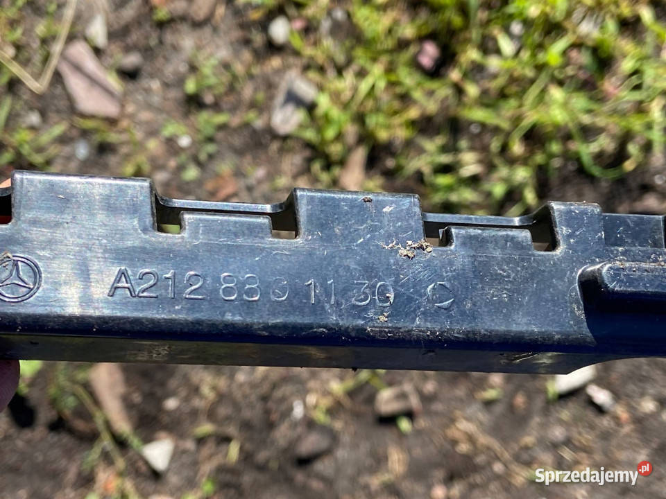 2128801130 ŚLIZG ZDERZAKA LEWY TYŁ MERCEDES W212 Murzynowo - Sprzedajemy.pl