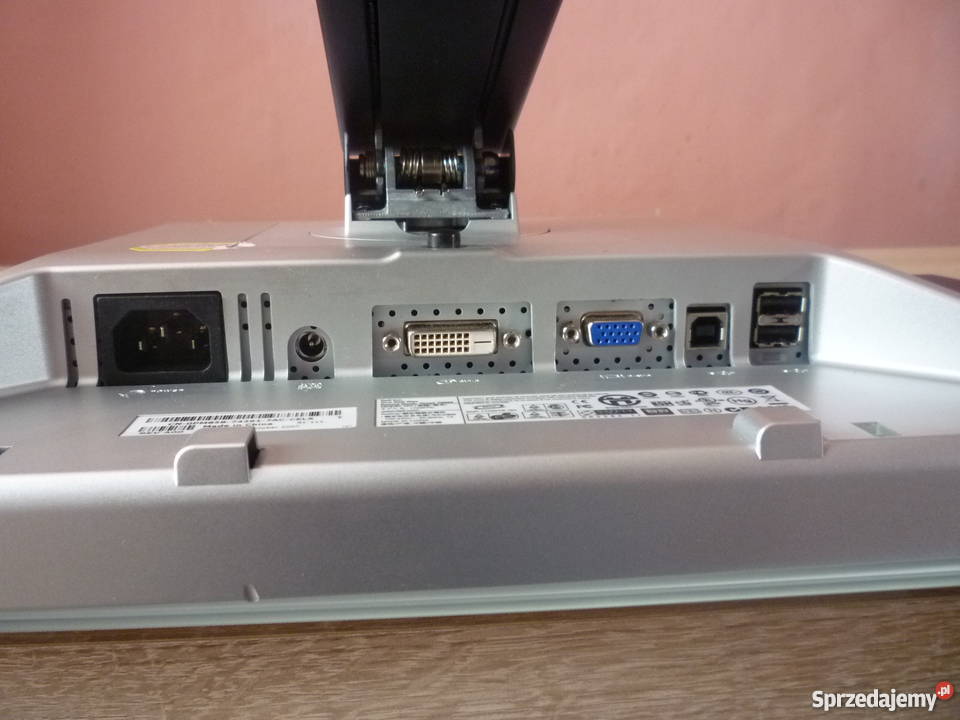 dell okazyjnie monitor lcd 17 cali 1708fpb Sandomierz - Sprzedajemy.pl