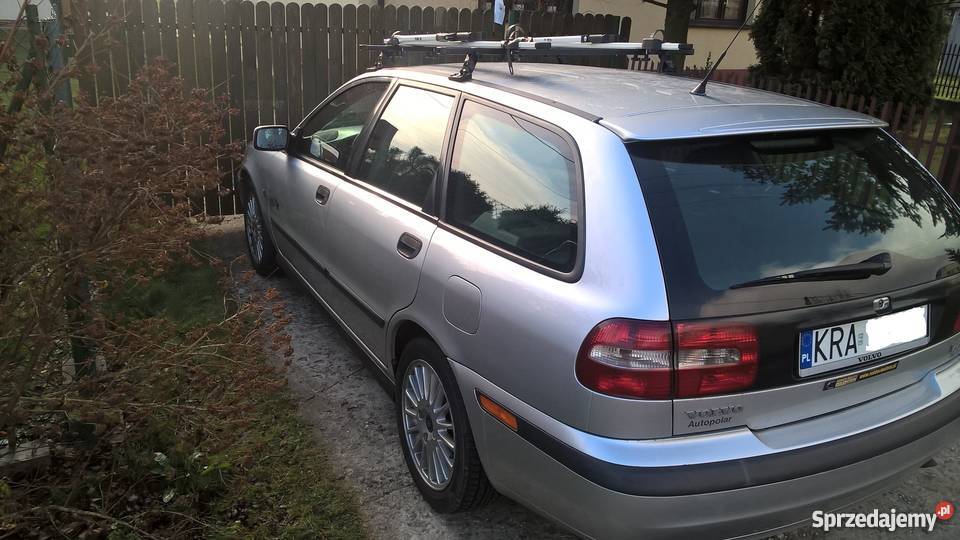 Volvo V40 1.9Di 115KM 2002 (prywatnie) Kraków - Sprzedajemy.pl