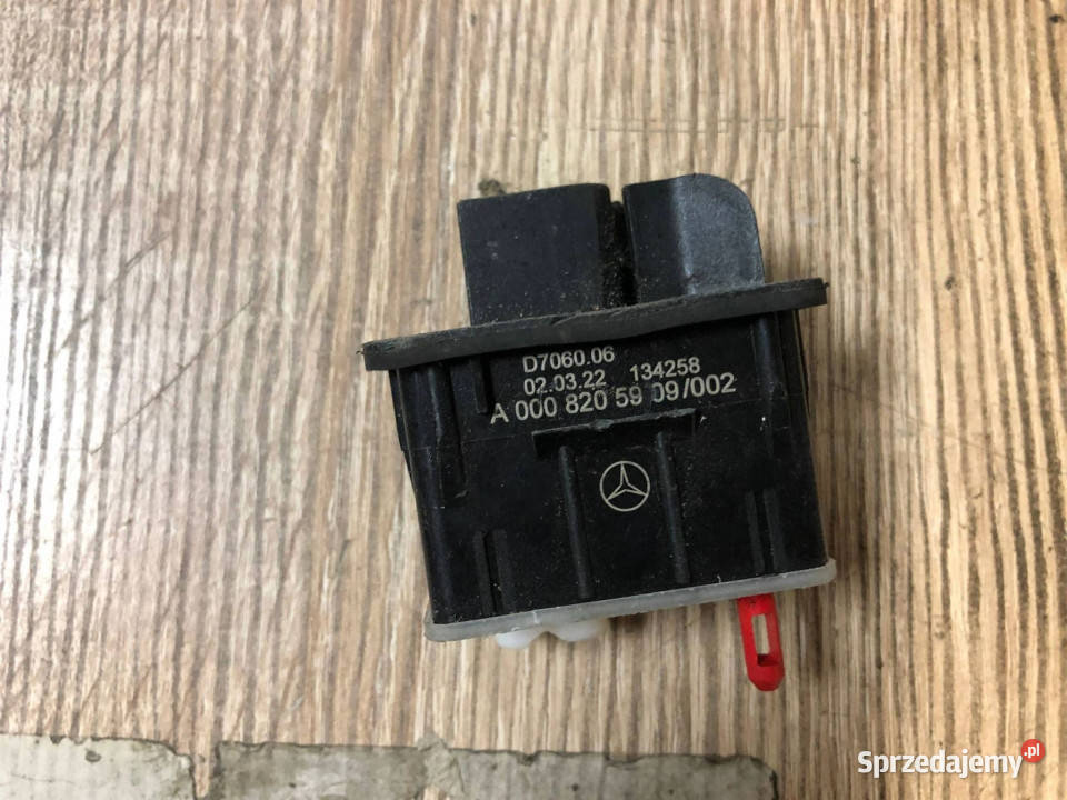 MERCEDES W168 SIŁOWNIK KLAPKI WLEWU 0008205909 Murzynowo - Sprzedajemy.pl