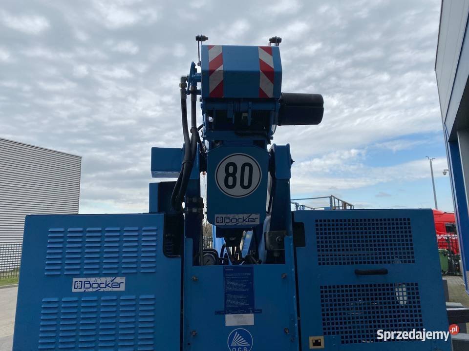 Żuraw Ciesielski , dźwig dekarski Bocker AHK 25/800 budowlan Kościan ...