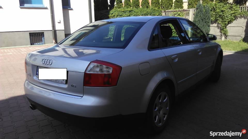 Audi A4 B6 sedan 1,6 benzyna mały autentyczny przebieg ładny Pajęczno ...