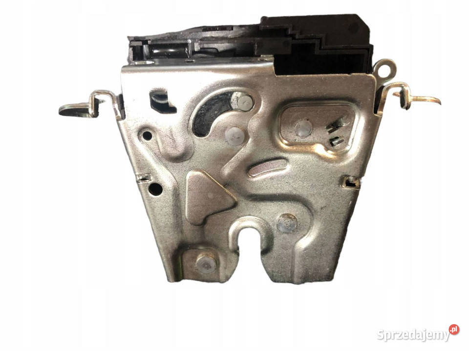 MERCEDES C W205 2016 ZAMEK KLAPY TYŁ 0997401500 Murzynowo - Sprzedajemy.pl