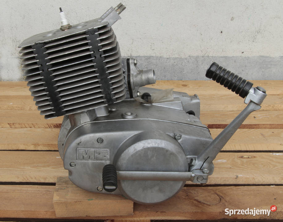 MZ ETZ 150 fabrycznie nowy silnik oryginalny DDR Bieżuń - Sprzedajemy.pl