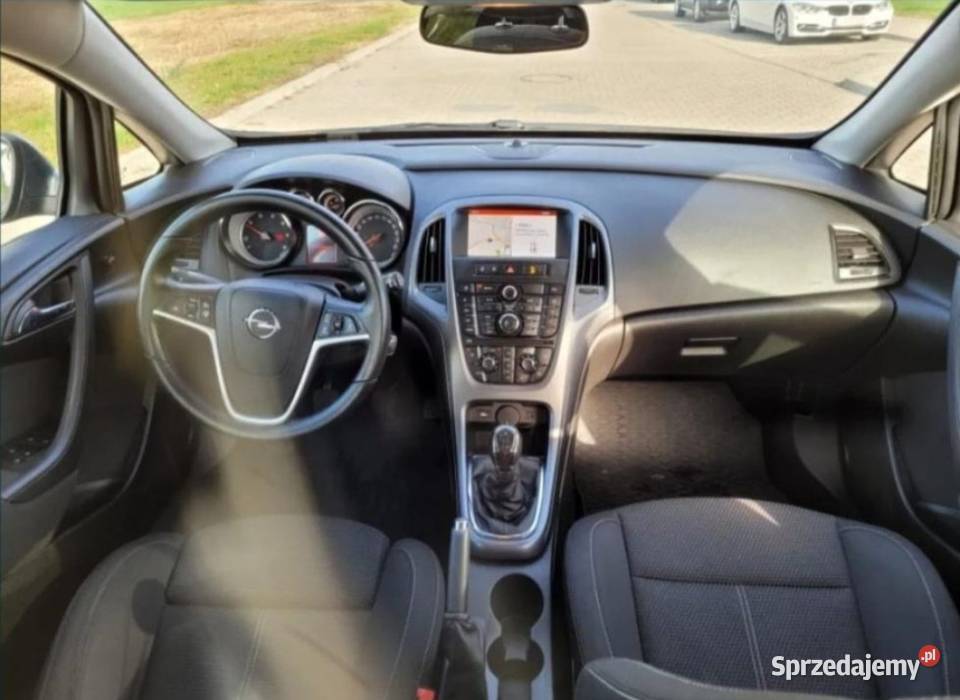 Opel Astra 1.6 CDTI DPF EcoFLEX Sports TourerS/Stop Edit. Wałbrzych - Sprzedajemy.pl