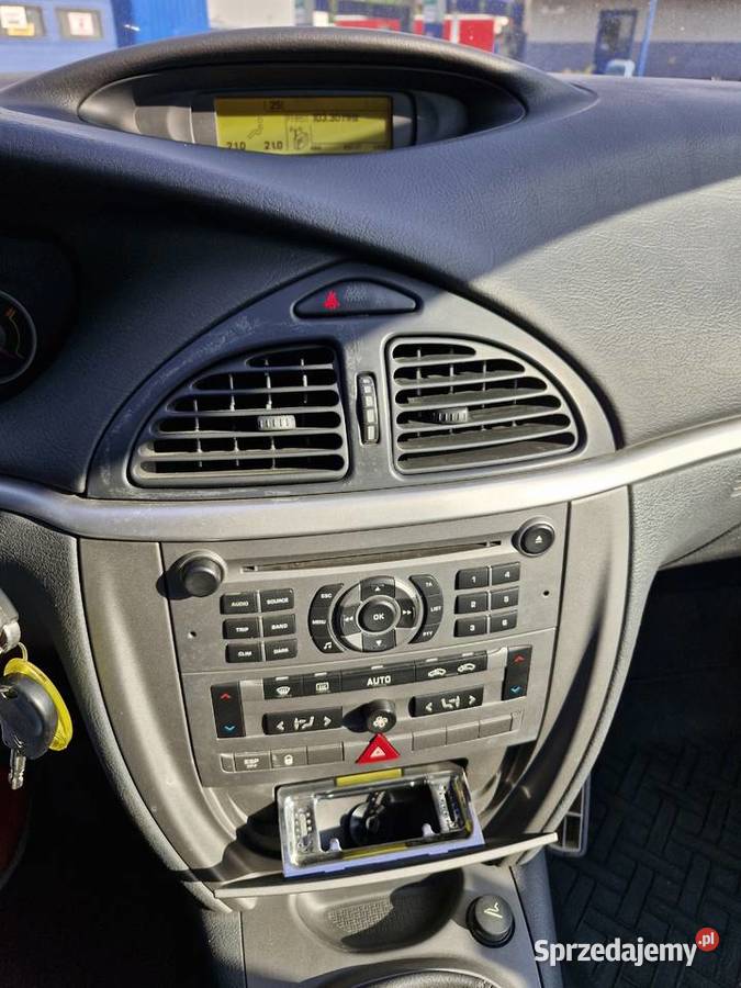 CITROEN C5 LIFT PO SERWISIE NOWY ROZRZĄD Kiczyce - Sprzedajemy.pl