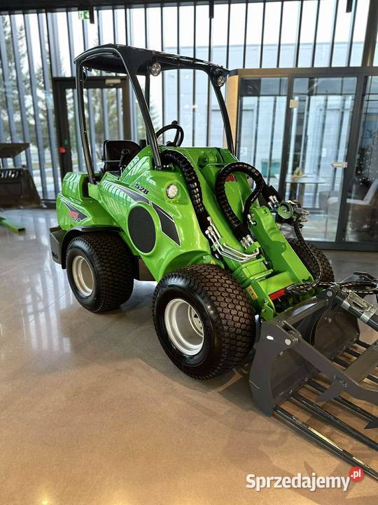Mini ładowarka Avant 528, nowa fabrycznie, 2024 rok, model 2025 ...