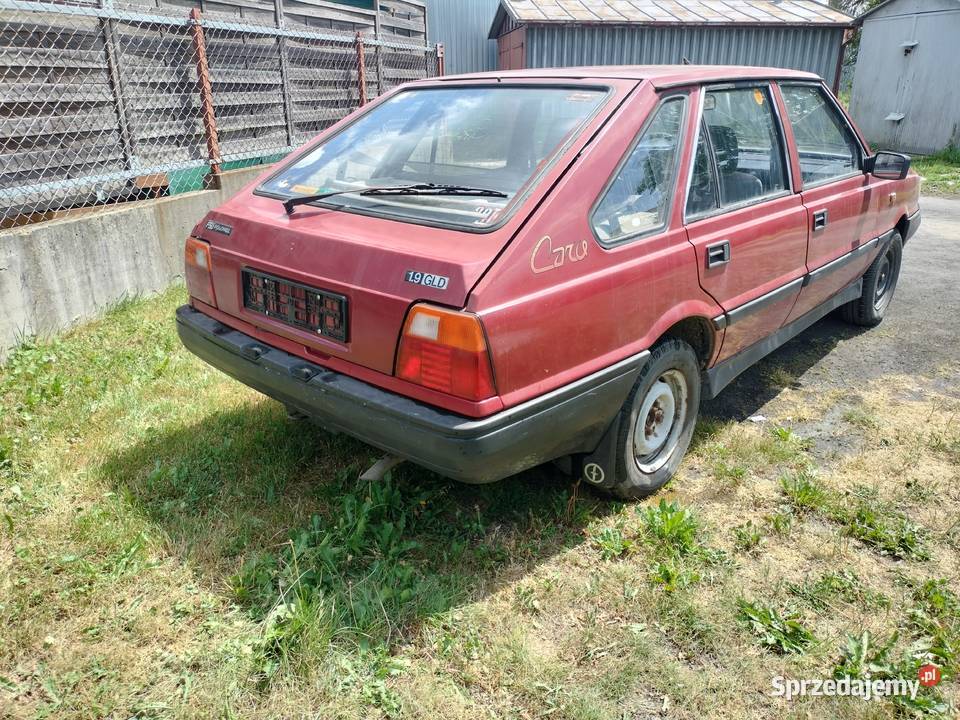 Polonez Caro Diesel Krosno - Sprzedajemy.pl