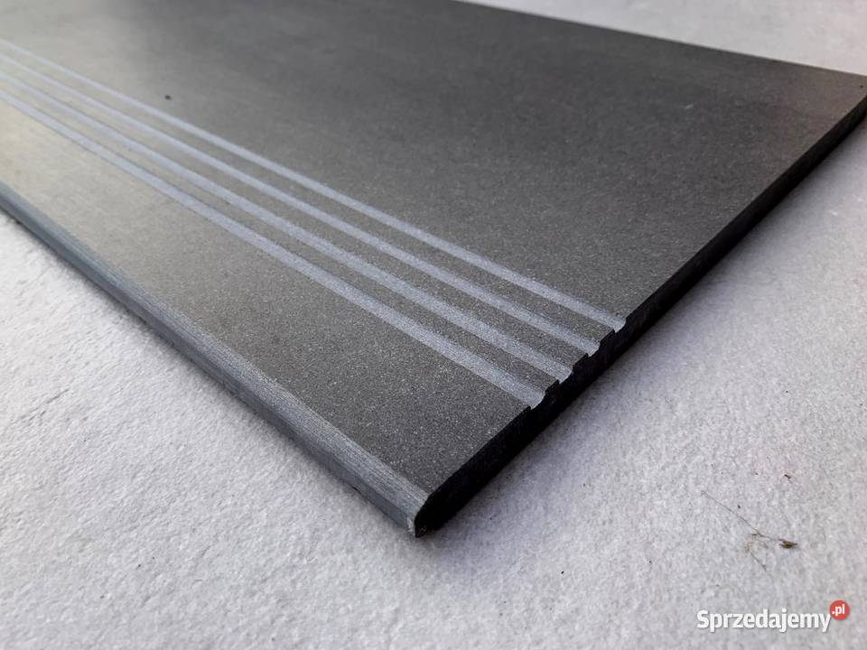 Grafitowe płytki na schody, betonopodobne stopnice 120x30 Łask ... Grafitowe płytki na schody, betonopodobne stopnice 120x30 Łask ...