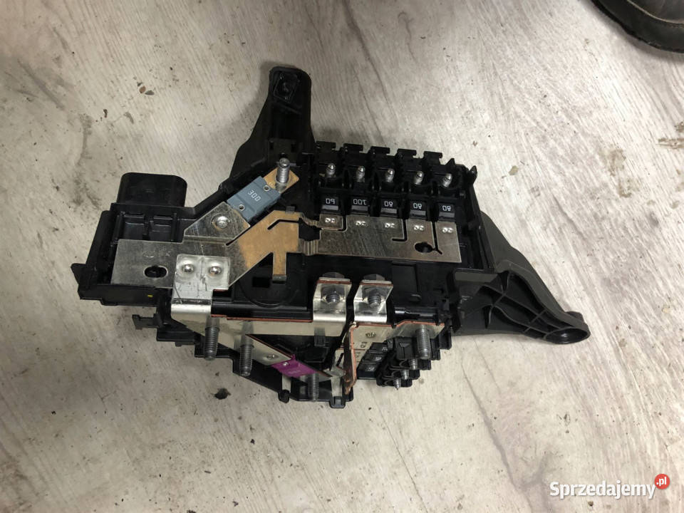 MERCEDES W213 SKRZYNKA BEZPIECZNIKÓW 2135404478 Murzynowo - Sprzedajemy.pl