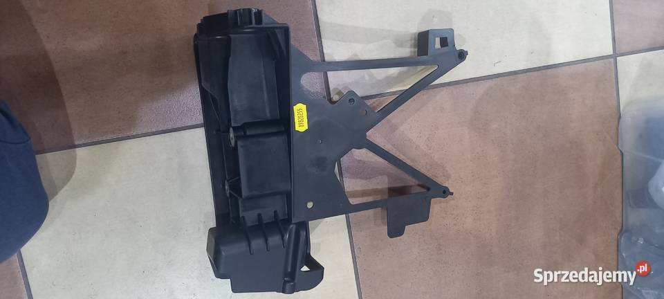 A2536202001 konsola prawa Mercedes GLC Niedrzwica Duża - Sprzedajemy.pl