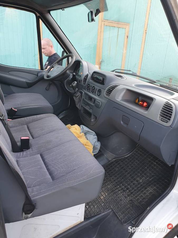 Syndyk sprzeda Mercedes-Benz Sprinter (2002) Warszawa - Sprzedajemy.pl