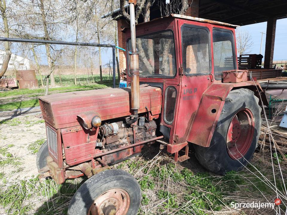 Universal 550 m traktor Sienno - Sprzedajemy.pl