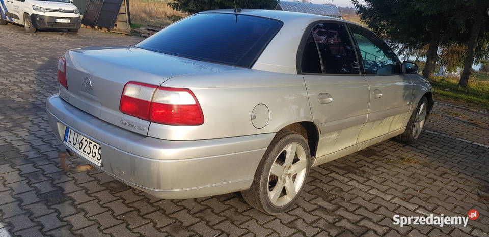 Kultowe auto Omega 2.2 Lpg czarna skóra Świdnik - Sprzedajemy.pl