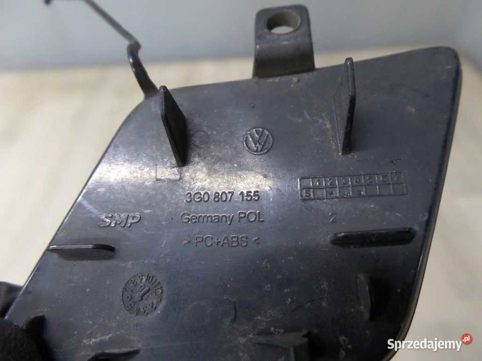 VW PASSAT B8 15- ZASLEPKA ZDERZAKA PRZOD 3G0807155 Rokocin - Sprzedajemy.pl