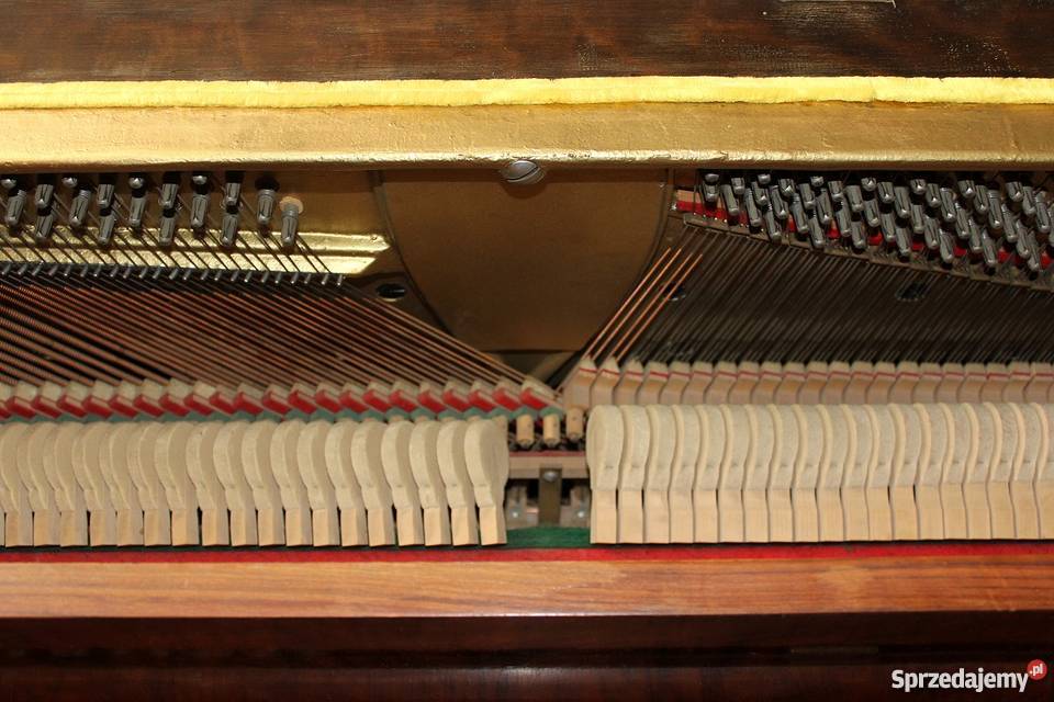 Pianino "BERNH MAY BERLIN". Zwoleń - Sprzedajemy.pl