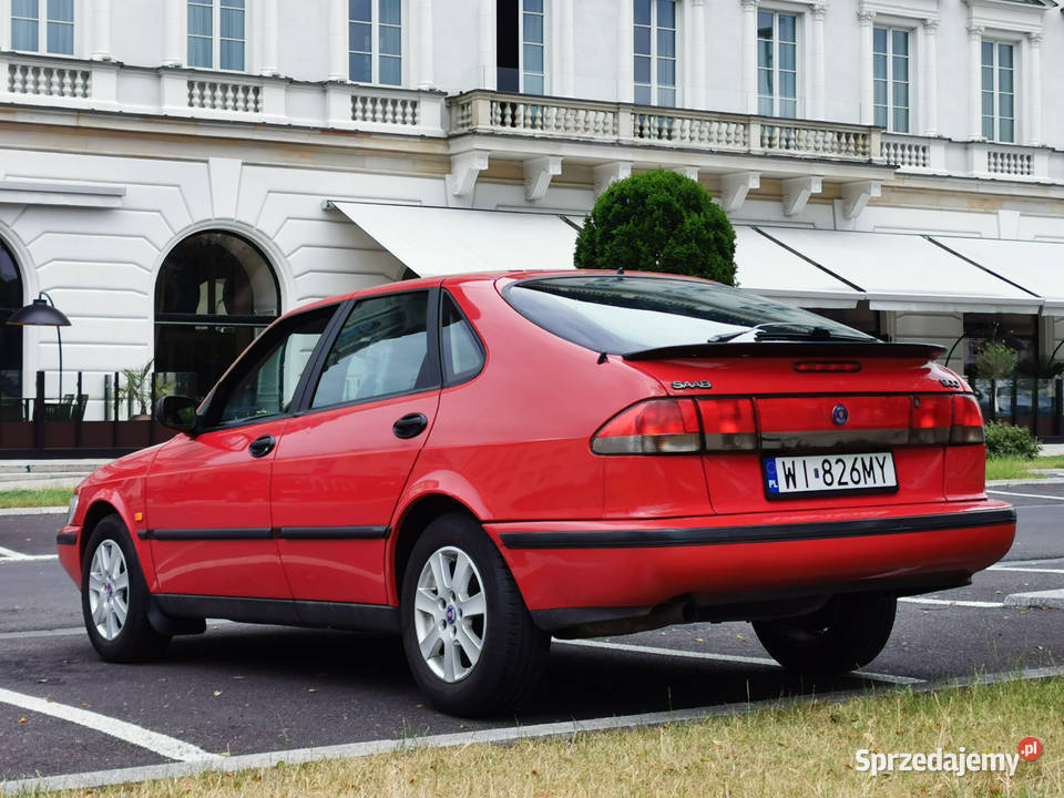 Saab 900 hatchback czerwony 1998 199'940km Warszawa - Sprzedajemy.pl