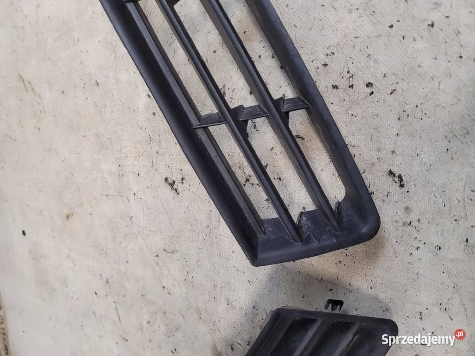 KRATKI KRATKA ZDERZAKA PRZÓD VW PASSAT B6 2.0TSI Lipno - Sprzedajemy.pl