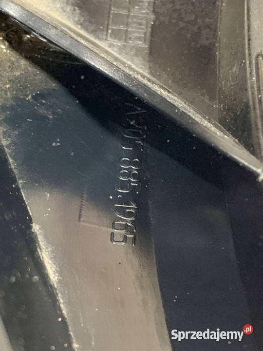 ŚLIZG ZDERZAKA LEWY TYŁ MERCEDES W205 2058851965 Murzynowo - Sprzedajemy.pl