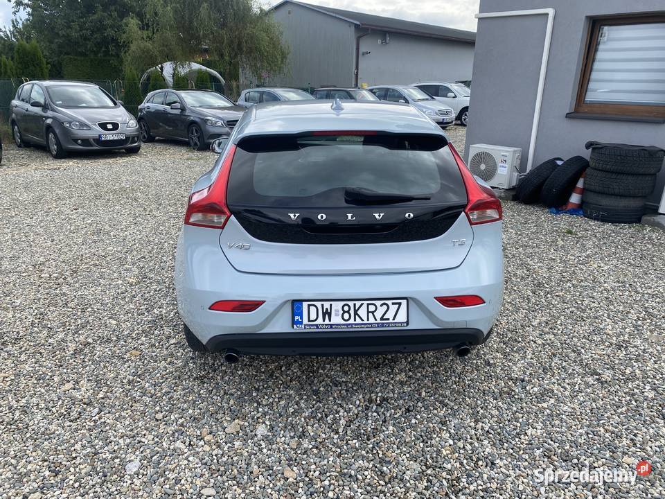 Volvo V40 Paniówki - Sprzedajemy.pl