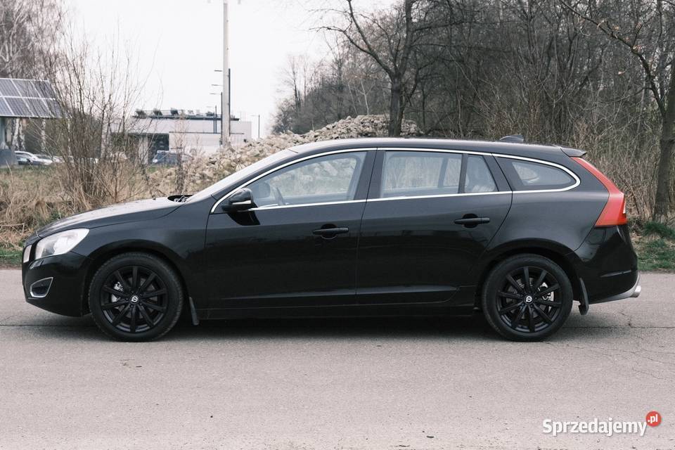 Samochód Volvo V60 2.0D R5 Krosno - Sprzedajemy.pl