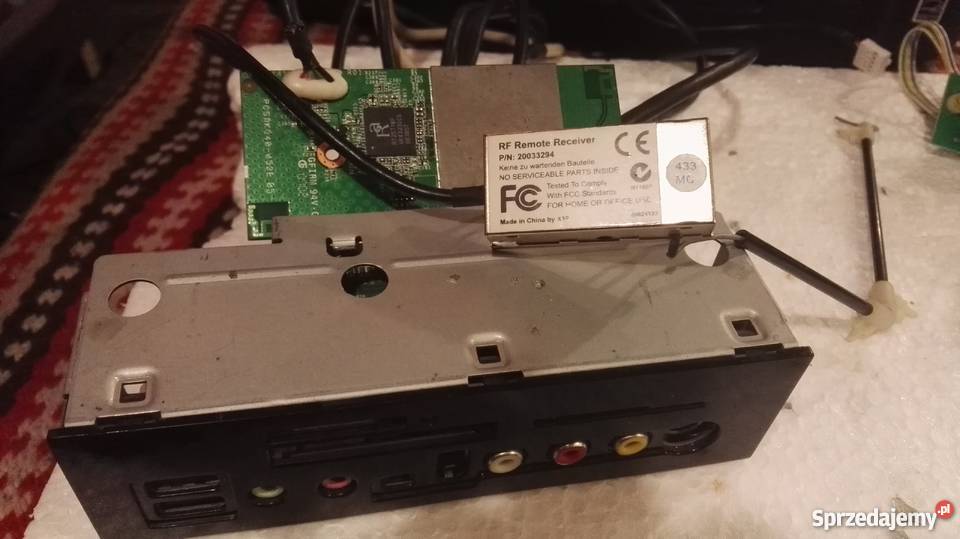 frontowy panel od Medion. czytnik, usb, remote control, wiFi Lublin ...