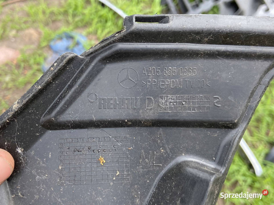 2058850865 ŚLIZG ZDERZAKA PRAWY PRZÓD MERC W205 Murzynowo - Sprzedajemy.pl