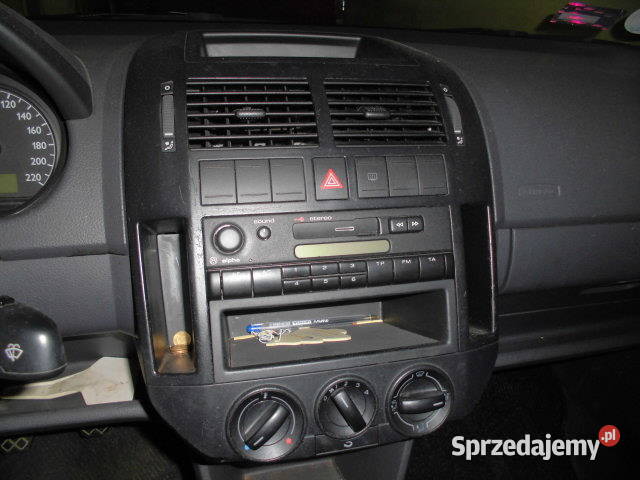 VW Polo 2002, 1.2 l, benzyna, 130 000 km Wrocław - Sprzedajemy.pl