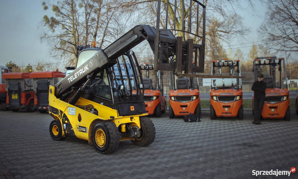 Wózek widłowy z ramieniem teleskopowym JCB TLT35 TLT TLT 35D Kęty ...