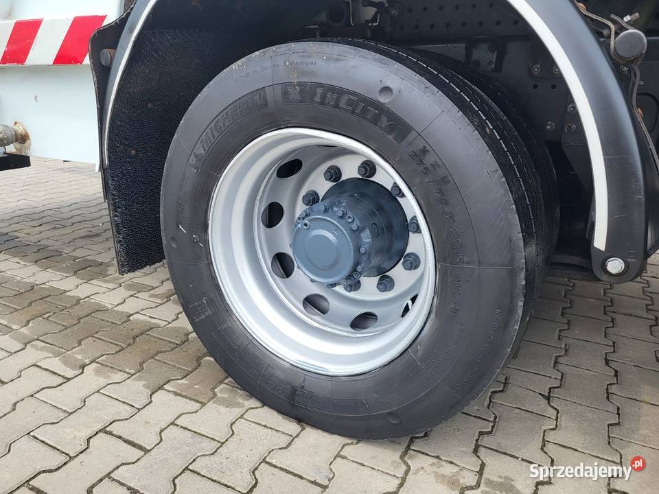Śmieciarka Renault Renault Midlum 270 z zabudową marki Faun Dąbrowa ...