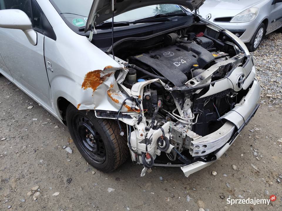 Toyota Corolla Verso D4D w całości Kamionka - Sprzedajemy.pl