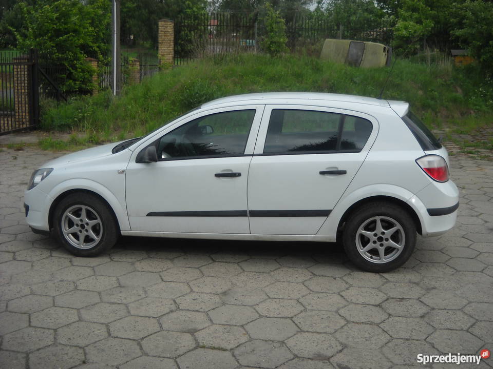 astra h 1.7cdti 2006 rok dwa komplety kol OKAZJA Goraj - Sprzedajemy.pl