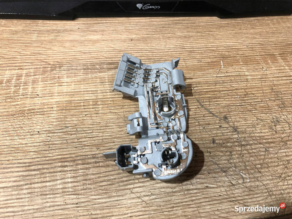 2468200800 GNIAZDO ŚWIATŁA PRAWY TYŁ MERCEDES W246 Murzynowo ...