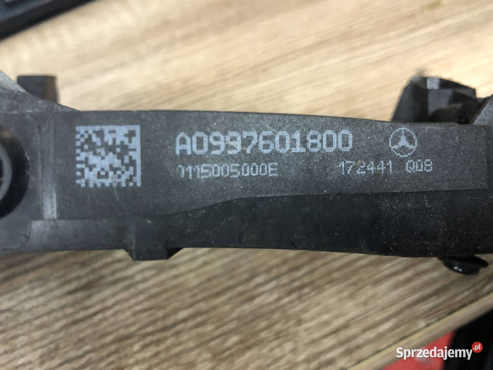 KLAMKA DRZWI PRAWY TYŁ MERCEDES W205 0997601800 Murzynowo - Sprzedajemy.pl