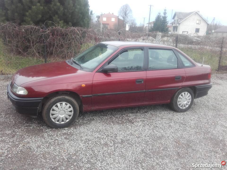 Opel astra 98 r ben +gaz Mełgiew - Sprzedajemy.pl