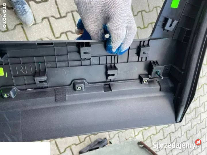 Hyundai Tucson 87732-N7000 listwa drzwi prawy tył Kozubszczyzna ...